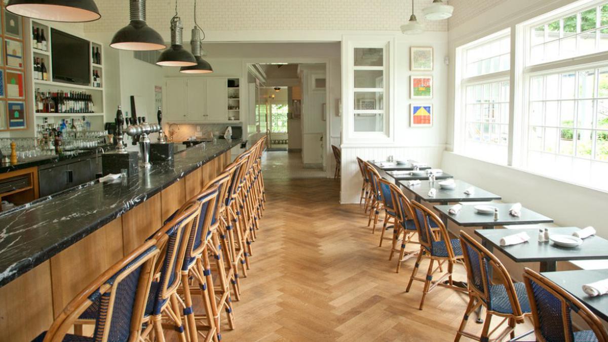 7 Restoran yang Juga Nyaman untuk Jadi Tempat Meeting Kantor - Fashion ...