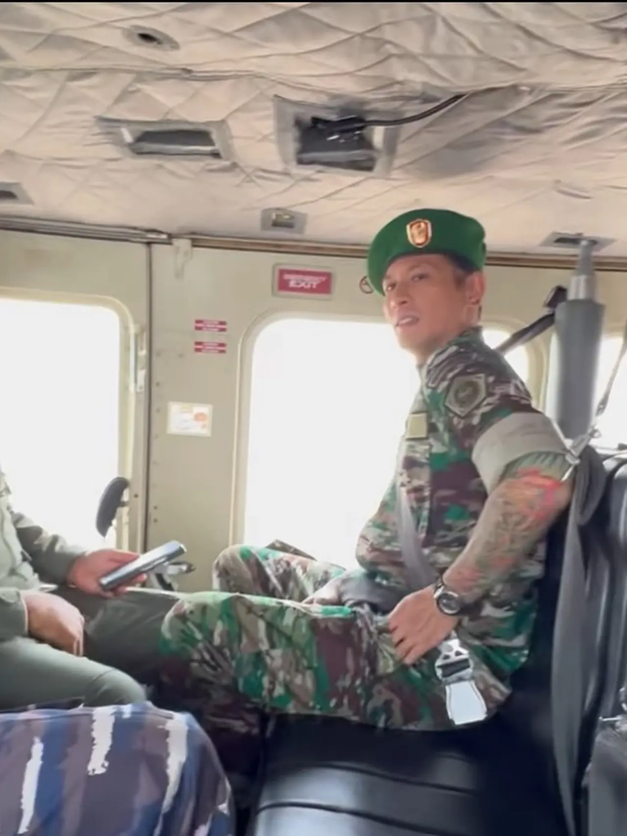 Gagahnya Chef Juna dengan Seragam TNI, Dulu Pernah Daftar US Marines - Entertainment Fimela.com