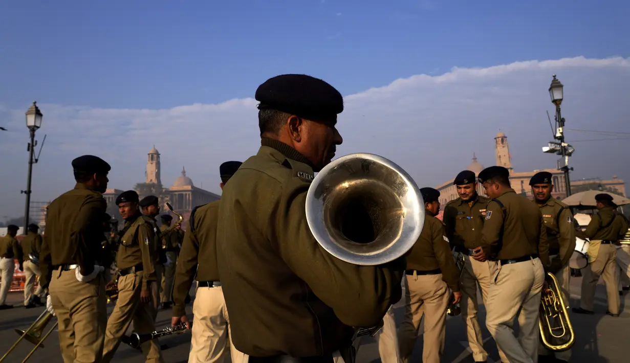 Latihan Parade Militer Jelang Perayaan Hari Republik India - Foto ...
