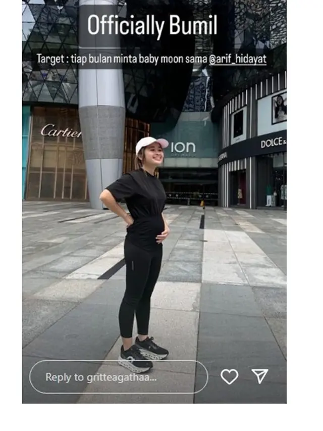 10 Potret Gritte Agatha dan Suami Umumkan Kehamilan Pertama, Penuh Haru - Hot Liputan6.com