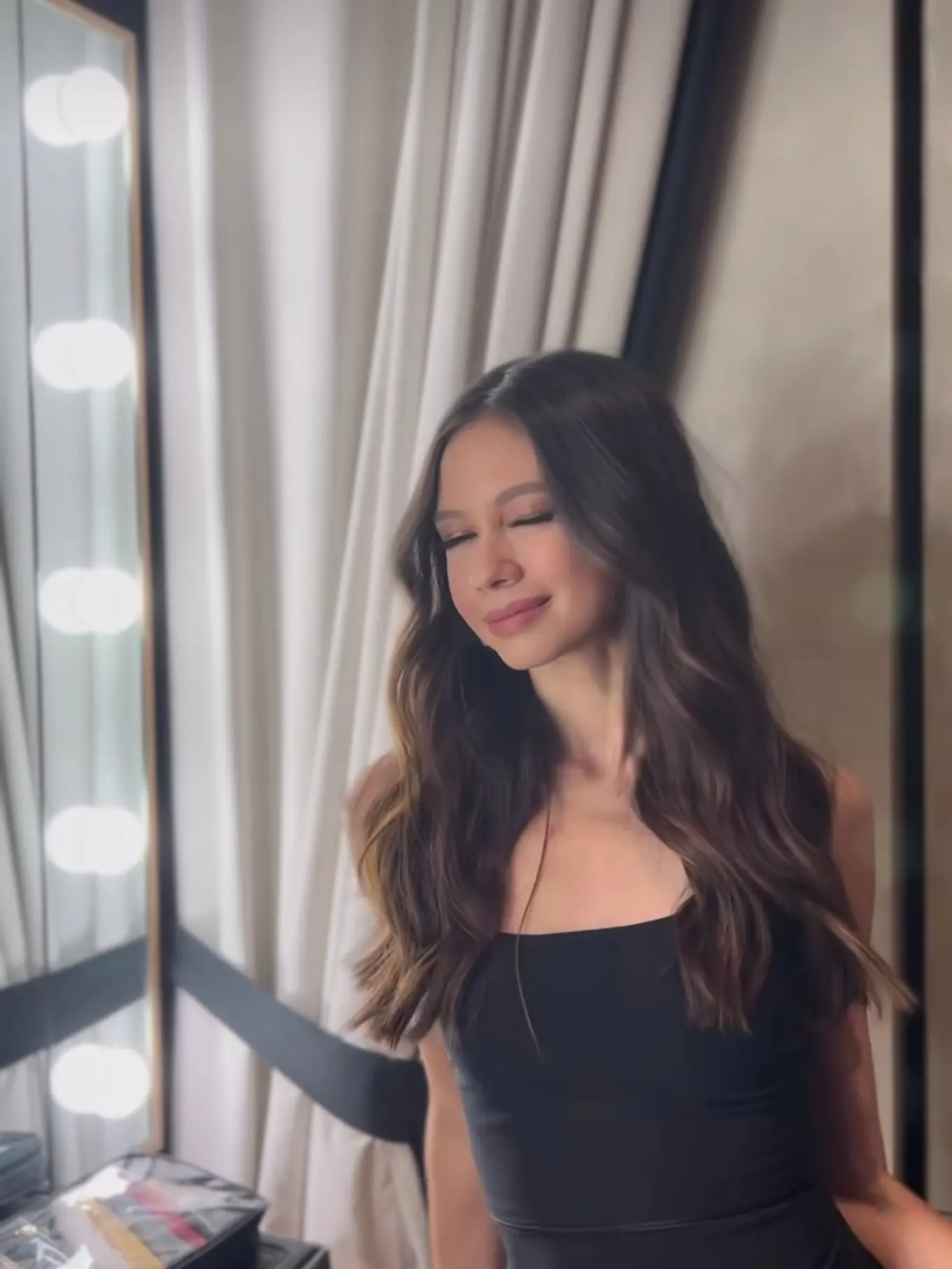 7 Pesona Yuki Kato saat Menggunakan Makeup Bold di Mata, Disebut Mirip ...