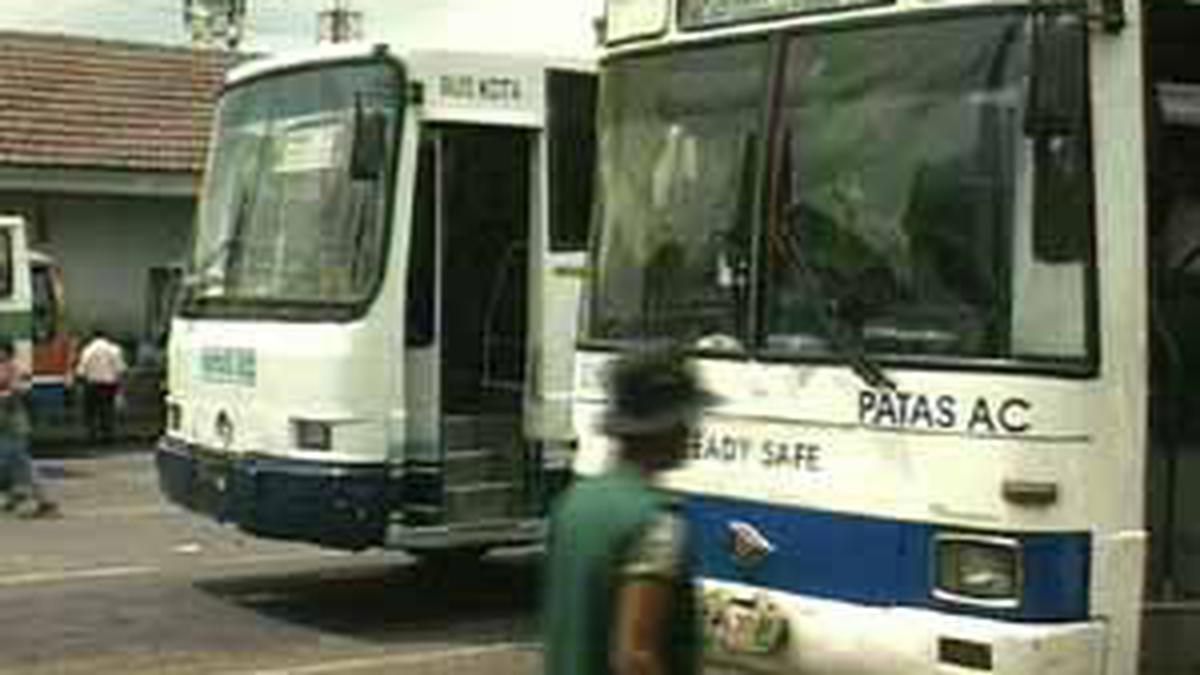 Pemda Menunggu Besaran Subsidi BBM untuk Bus - News Liputan6.com