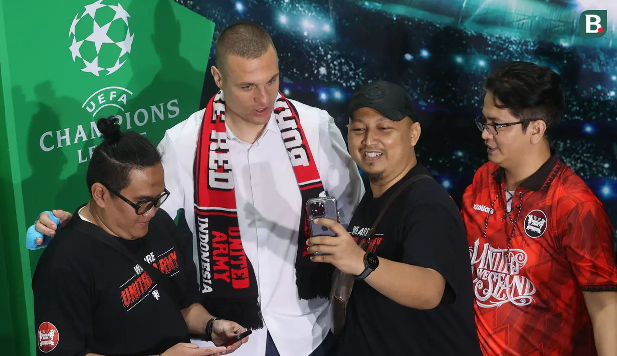 Foto: Meriahnya Acara Jumpa Fans dengan 2 Legenda Liga Champions, Vidic ...