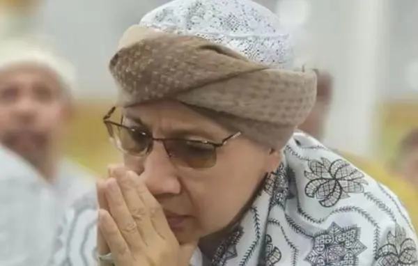 Curug Balong Endah, Lepas Penat di Kolam Air Terjun Sebening Kaca ...