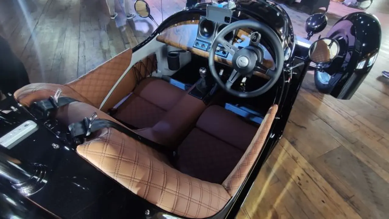 Morgan Super 3, Mobil Roda Tiga Premium Asal Inggris Masuk Indonesia ...