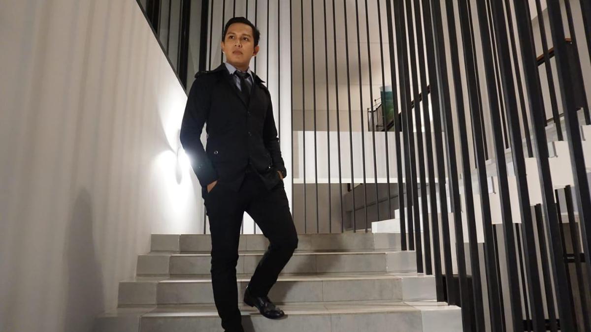 Ragil Tanzilla Shobar, Ilusionis yang Piawai Main Sulap Digital