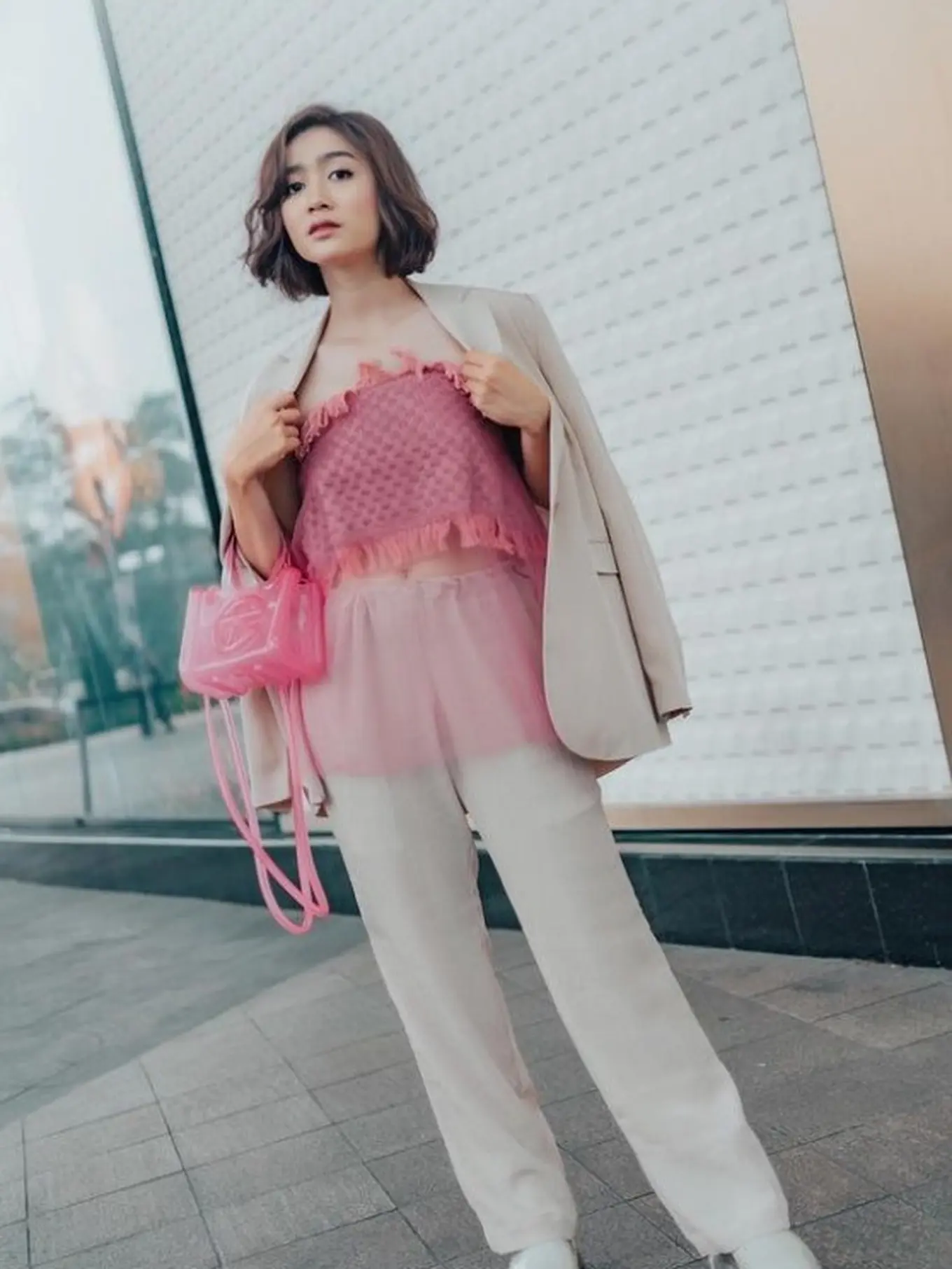 Profil dan Foto-foto Febby Rastanty, Pernah Menjadi Visual dan Sub ...