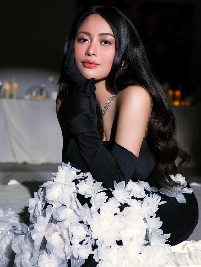 7 Pemotretan Rachel Vennya Usai Putus dari Salim, Dipuji Mirip Kylie Jenner