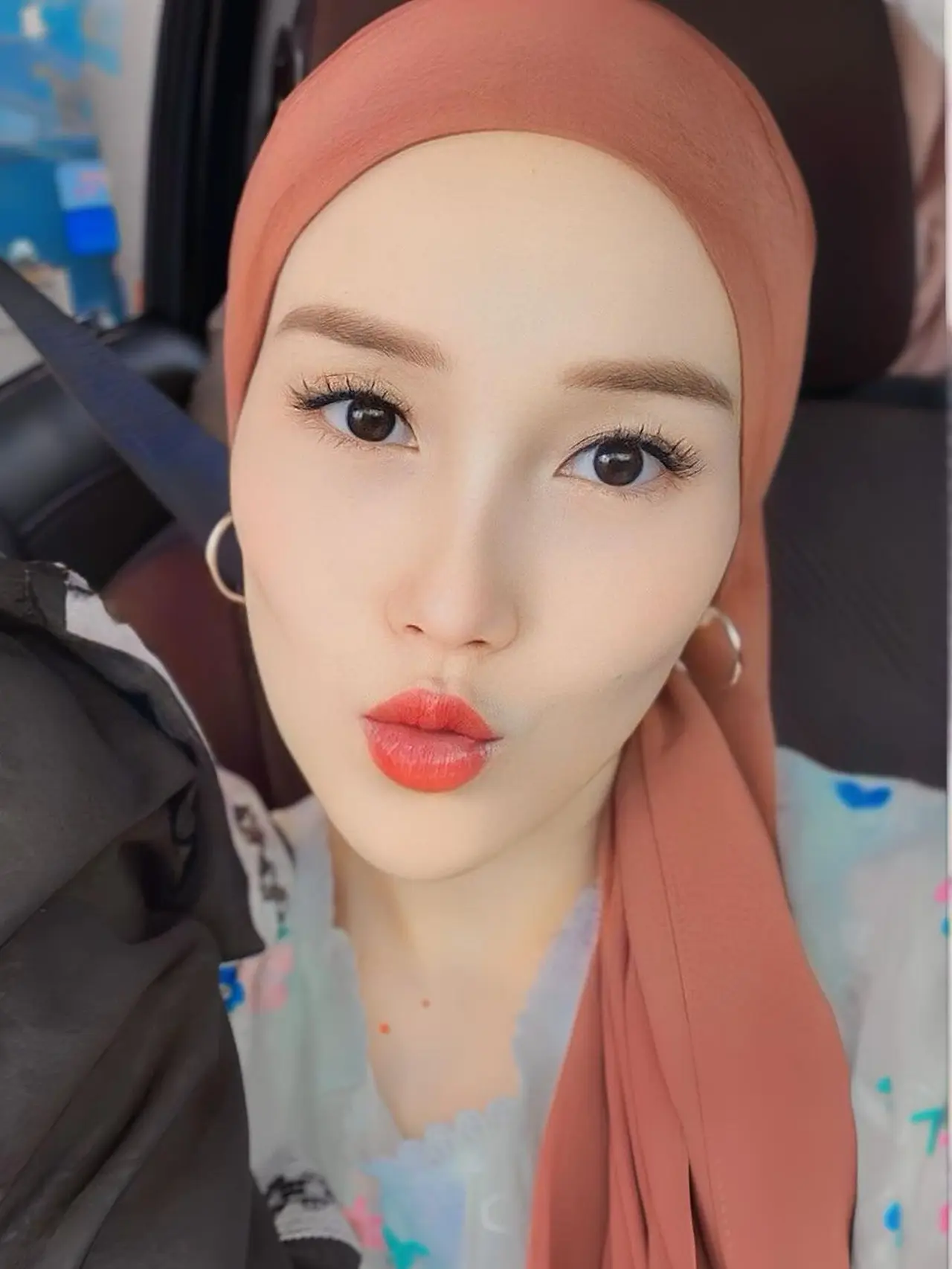 7 Potret Ayu Ting Ting Pakai Hijab di Pengajian Persiapan Nikah, Banjir Pujian - Hot Liputan6.com