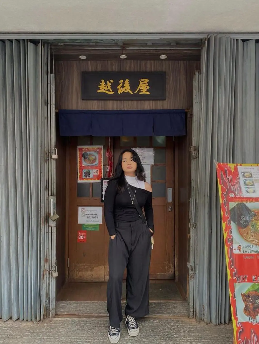 8 Potret OOTD Mima Shafa, Putri Sulung Mona Ratuliu yang Kerap Bergaya ...