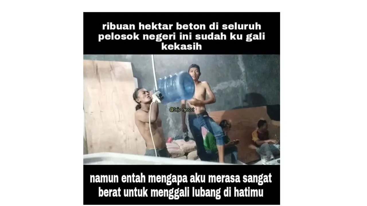 6 Meme Lucu Kuli Bangunan Saat Bekerja Ini Bikin Ngakak - Hot Liputan6.com