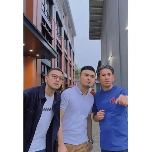 6 Momen Reuni 3 Pemain Inikah Rasanya, Reka Ulang Adegan Fenomenal ...