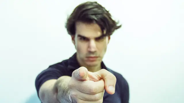 36 Kata-Kata Sindiran Halus buat Mereka yang Suka Ikut Campur Urusan ...