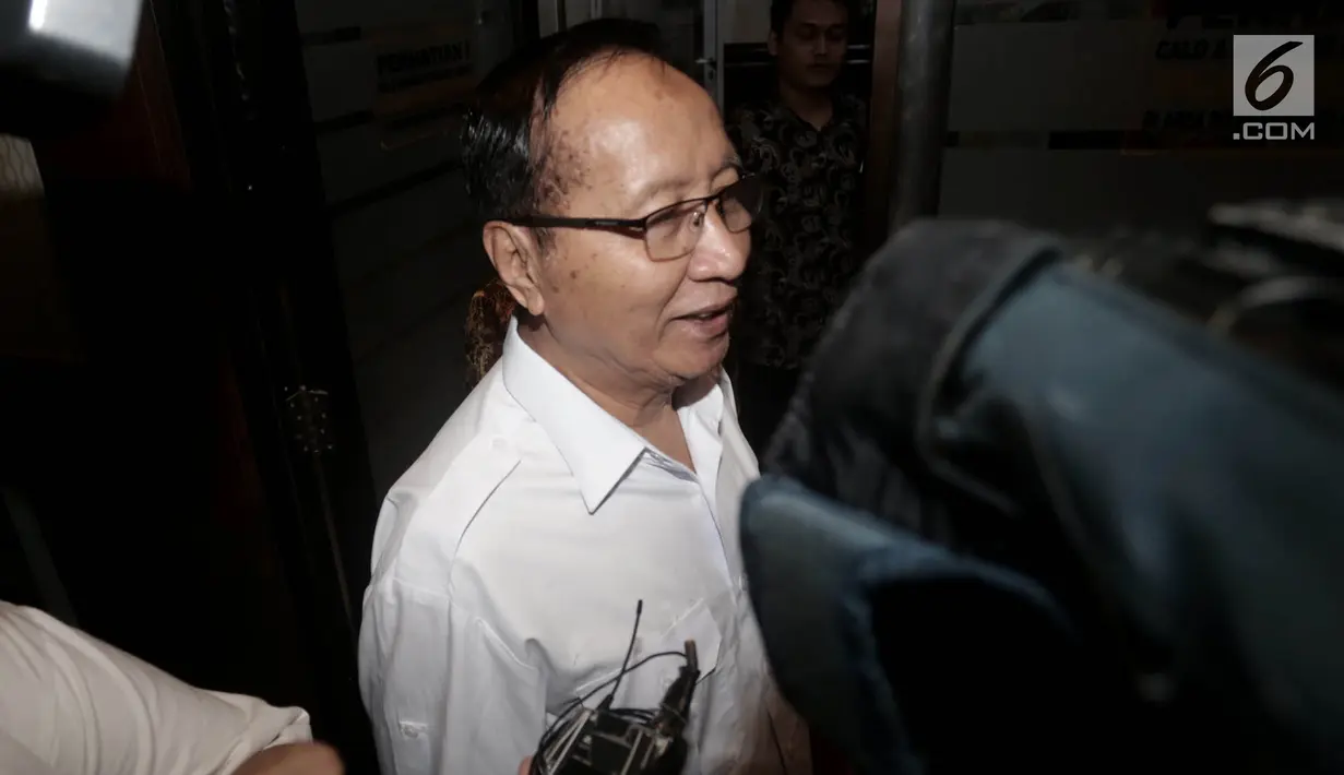 FOTO: Tersangka Makar, Sofyan Jacob Penuhi Panggilan Polisi - Foto Liputan6.com