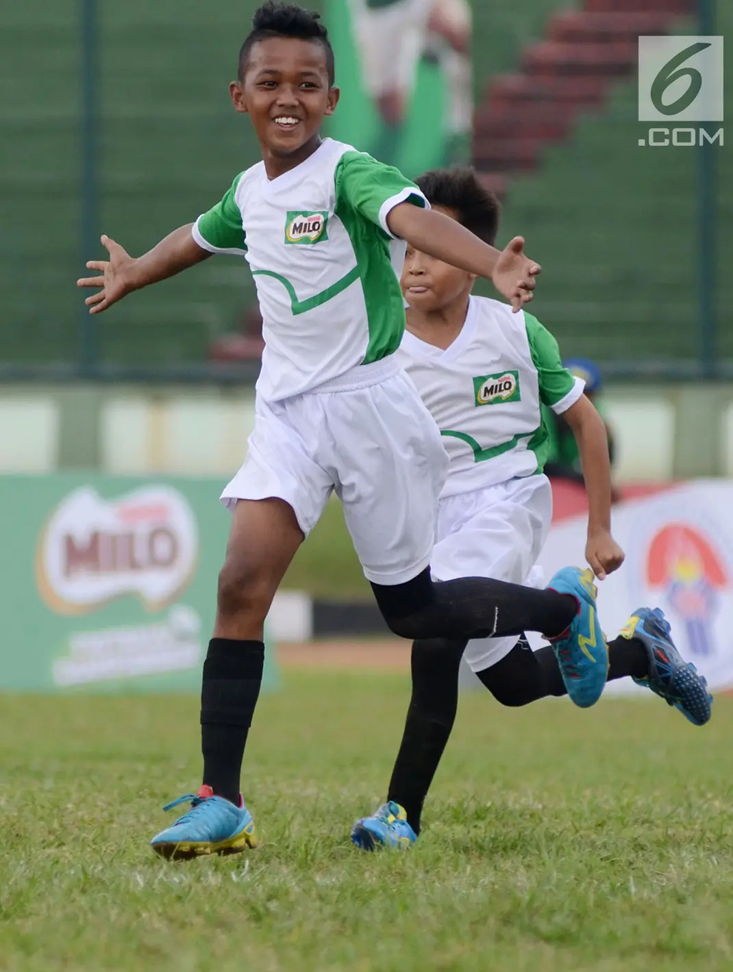 FOTO: Melihat Serunya MILO Football Championship Bandung - Foto ...