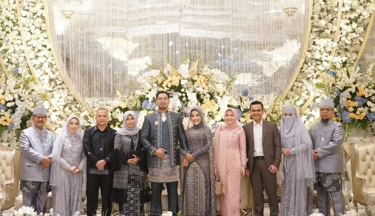 Gandeng Dine Mutiara Aziz Kondangan Lagi, Sahrul Gunawan Didoakan ...