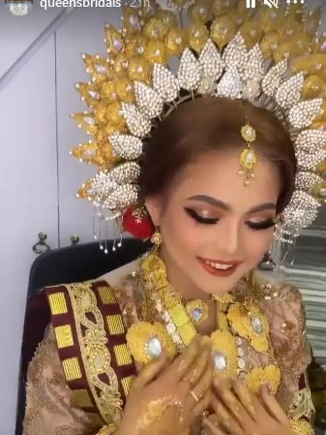 6 Pemotretan Putri D'Academy Pakai Busana Adat Bugis, Bak Pengantin ...