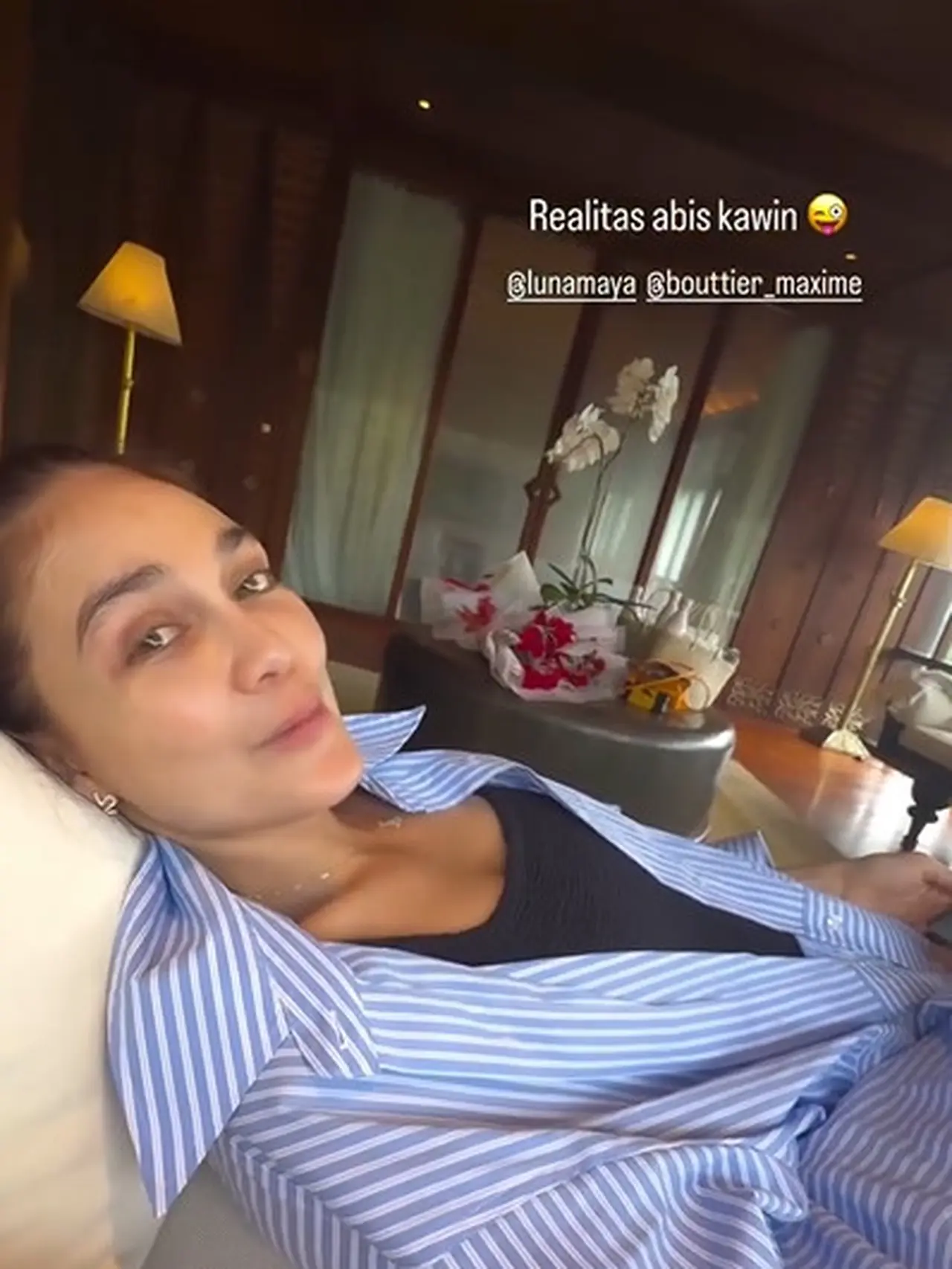 Reaksi Luna Maya dan Maxime Bouttier Usai Dapat Angpao dari Titi Kamal ...