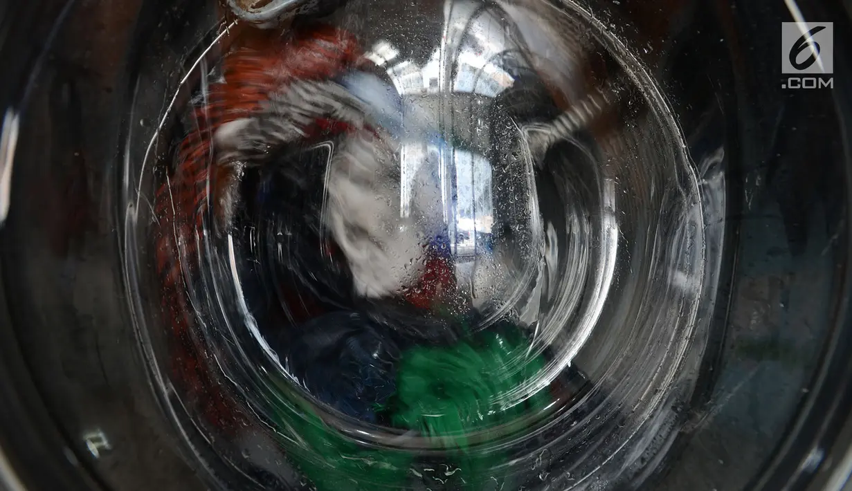 FOTO: ART Mudik Lebaran, Jasa Laundry Jadi Andalan - Foto Liputan6.com