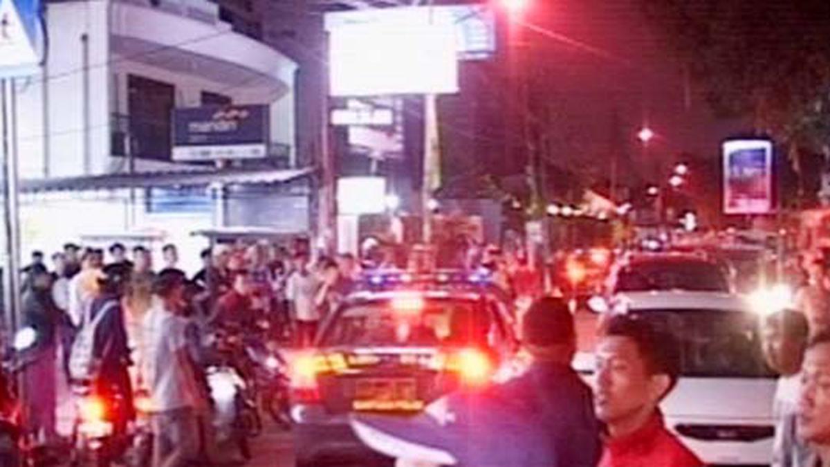 [VIDEO] Dua Anggota Geng Motor Diamuk Warga - Video Liputan6.com