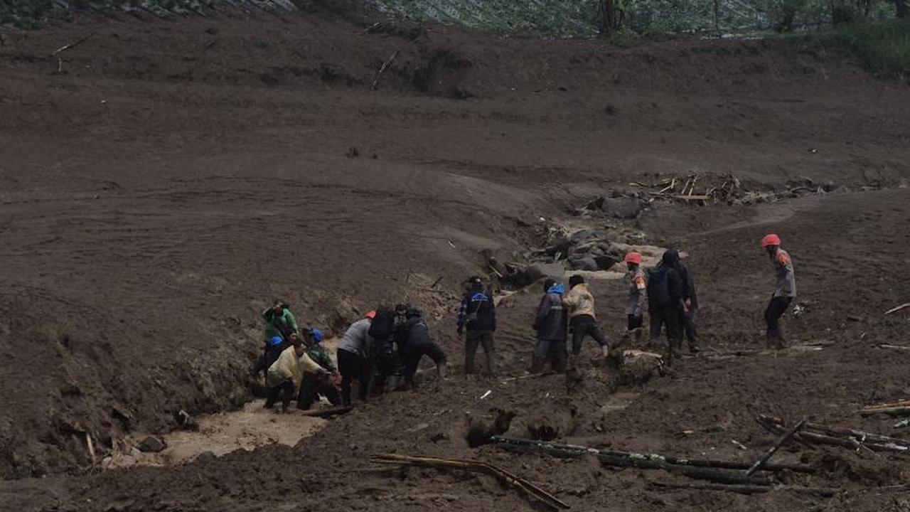 Pakar ITB Ungkap Penyebab Longsor Cisarua Bandung Barat