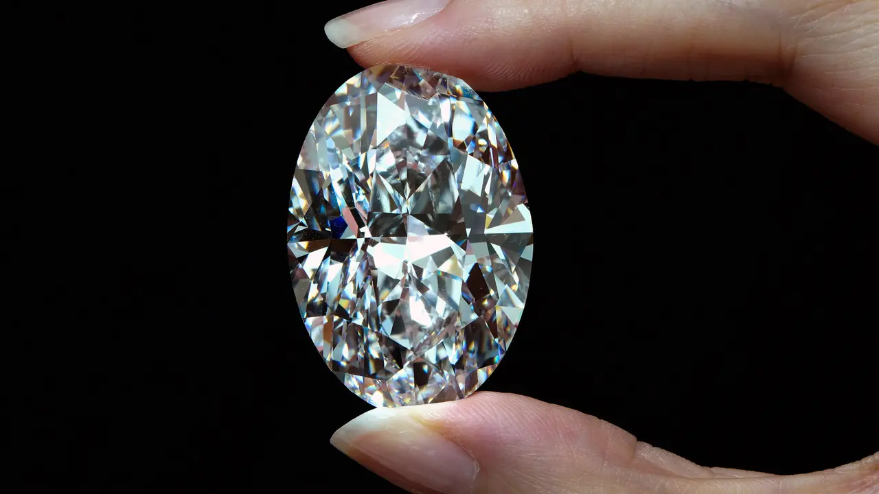Mengenal Lulo Rose, Berlian Pink 170 Karat yang Diklaim Terbesar dalam ...