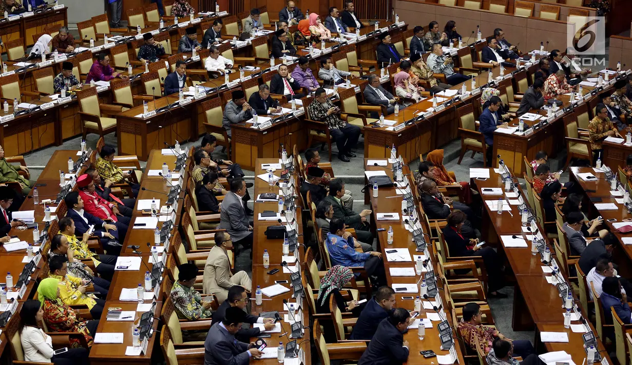 Dipenuhi Wakil Rakyat, Rapat Paripurna Bahas Nasib RUU Pemilu - Foto ...