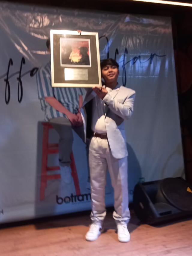 Raffa Affar Penyanyi Pendatang Baru yang Raih Penghargaan Musik ...