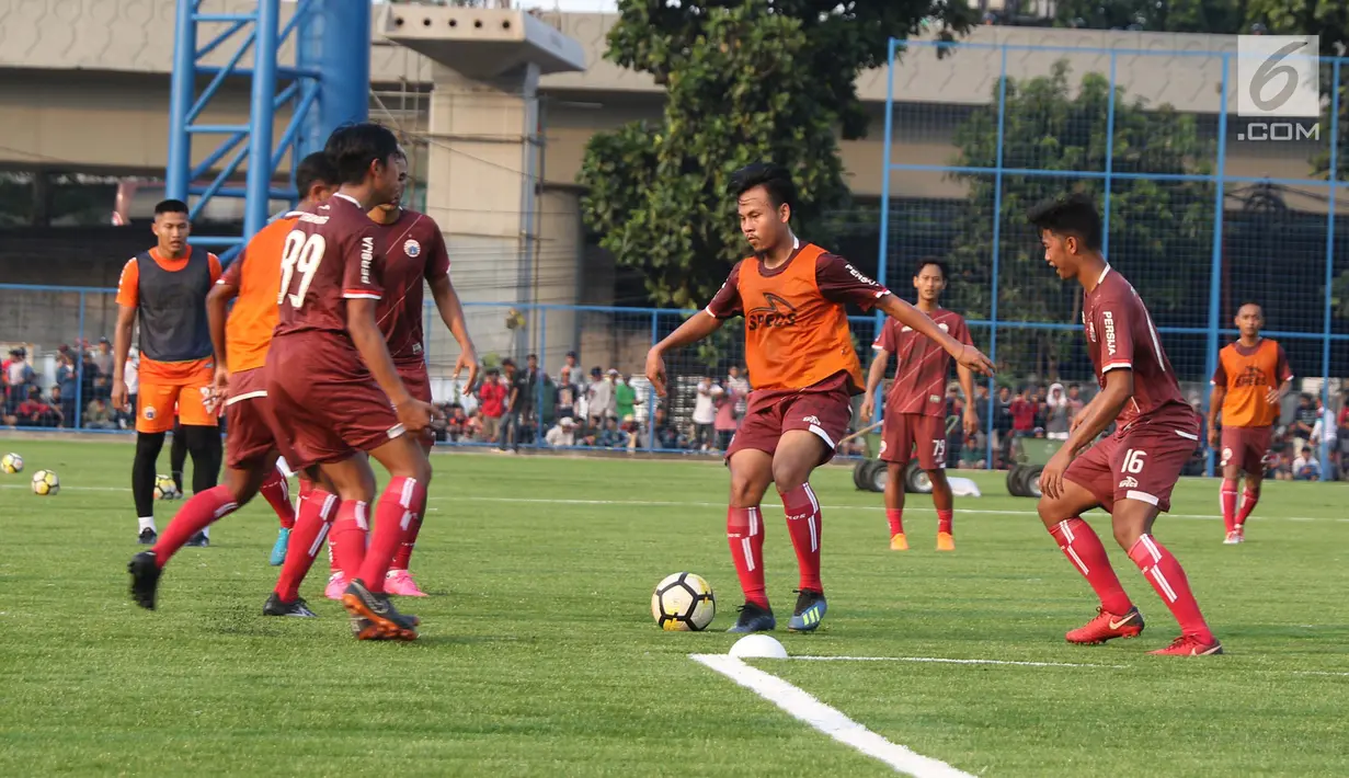 FOTO: Tatap Musim 2019, Persija Gelar Latihan Perdana Terbuka - Foto ...