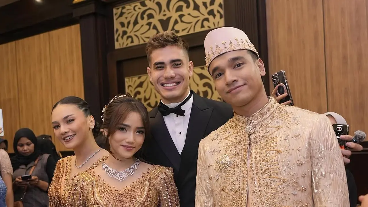 Haji Faisal Tanggapi Kabar Kedekatan Fuji dengan Verrell Bramasta - ShowBiz Liputan6.com