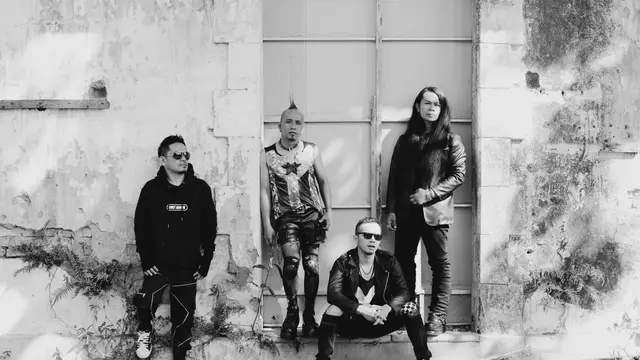 Band Kapten Kembali dengan Single Legenda dalam Aksi Comeback - ShowBiz ...