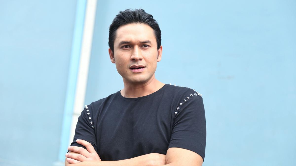 Indra Bruggman : Hatiku sudah nggak di dunia hiburan