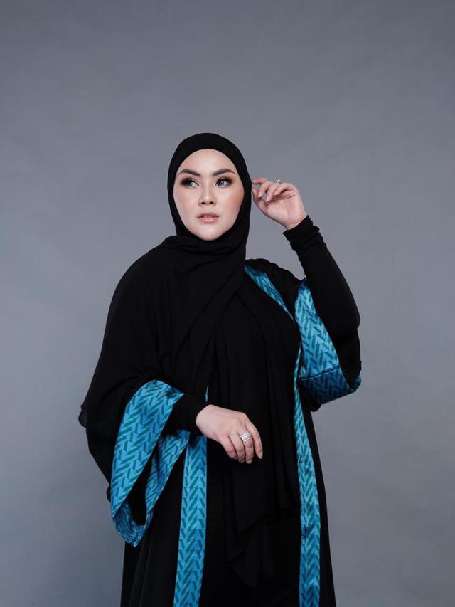 Ade Fitrie Kirana Bantu Korban Banjir Jakarta Melalui Program ...