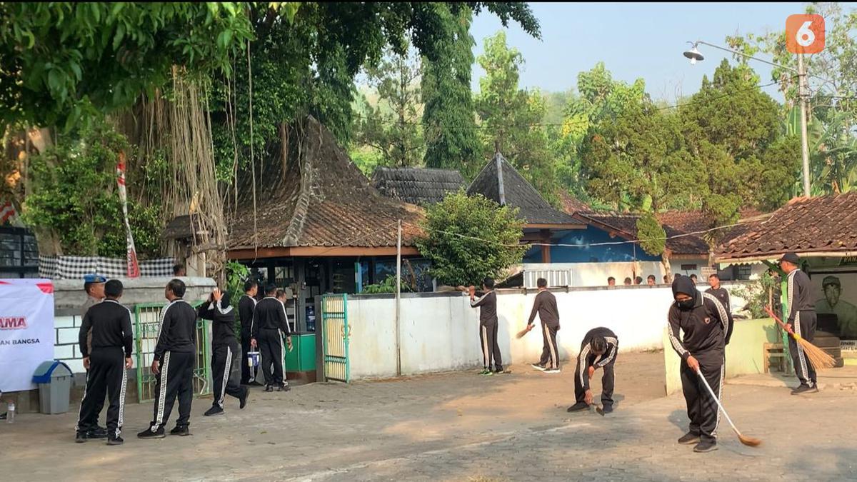 Petilasan Sendang Siwani Jadi Sasaran Bersih-bersih Warga