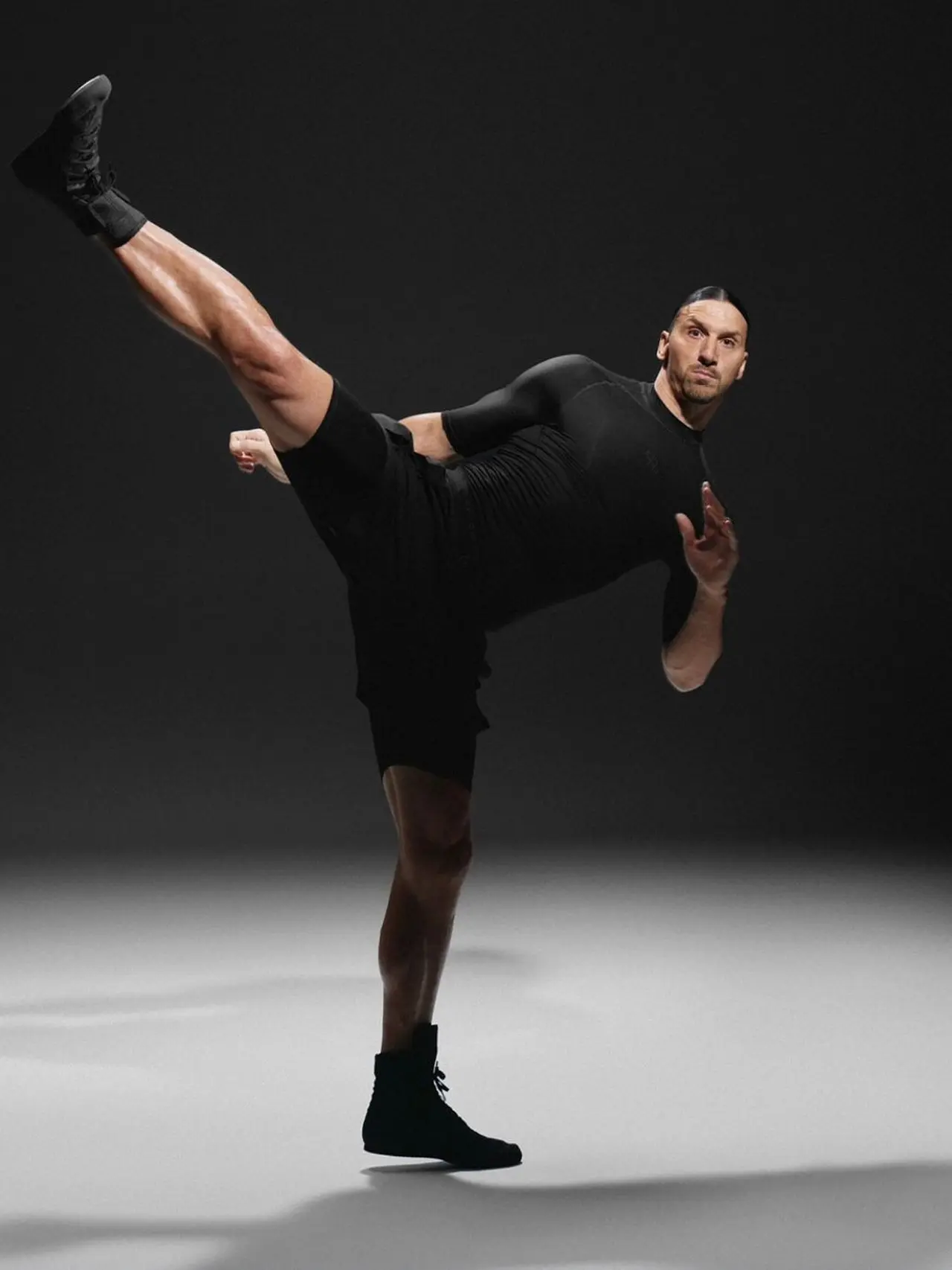 Zlatan Ibrahimović: Profil, Agama dan Foto-foto Ikonik Sang Legenda AC ...