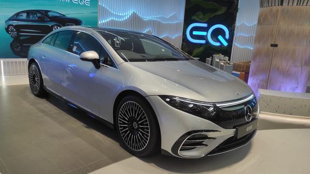 Mobil Listrik Mercedes-Benz EQ Resmi Meluncur di Indonesia, Harga Mulai ...