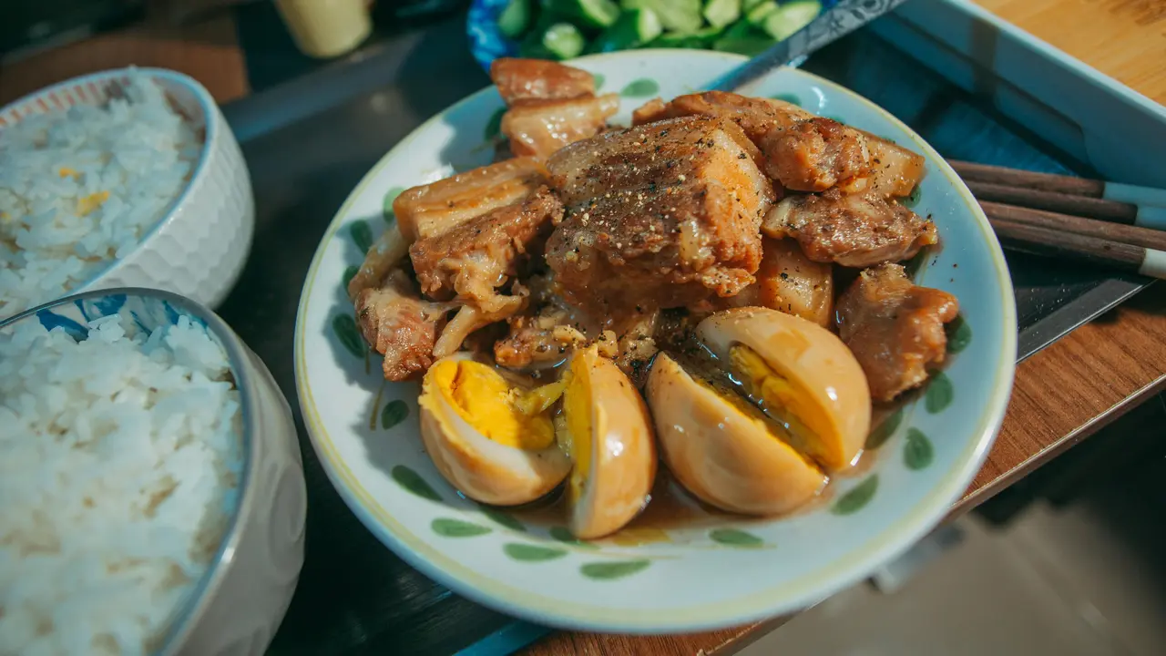 Filipino Adobo Recipe: 3 Popular Variations You Should Love - English ...