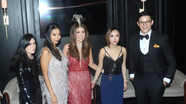 Helena Lim Belajar jadi Penyanyi dari Maia Estianty - ShowBiz Liputan6.com