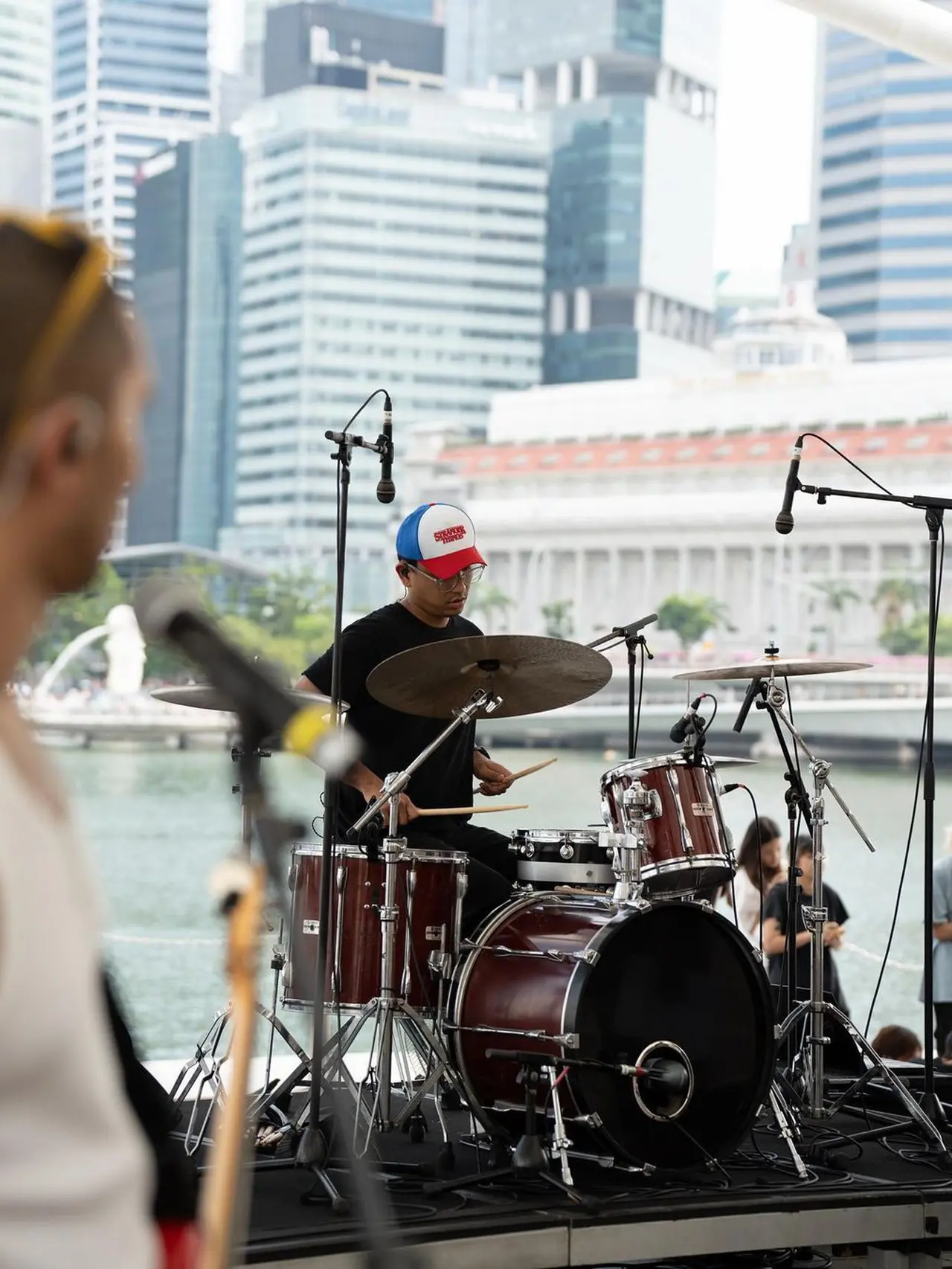 6 Potret Andryan Gama, Suami Nessie Judge yang Seorang Software ...