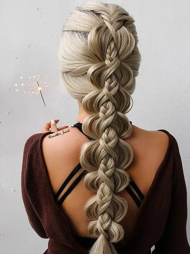 10 Potret Gaya Kepang Rambut Super Keren, Bisa Jadi Inspirasi ...
