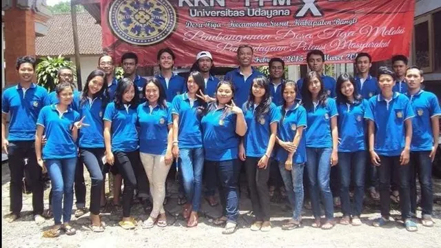 7 Meme Kisah Kocak Mahasiswa Jalani KKN Ini Bikin Senyum Sendiri - Hot ...