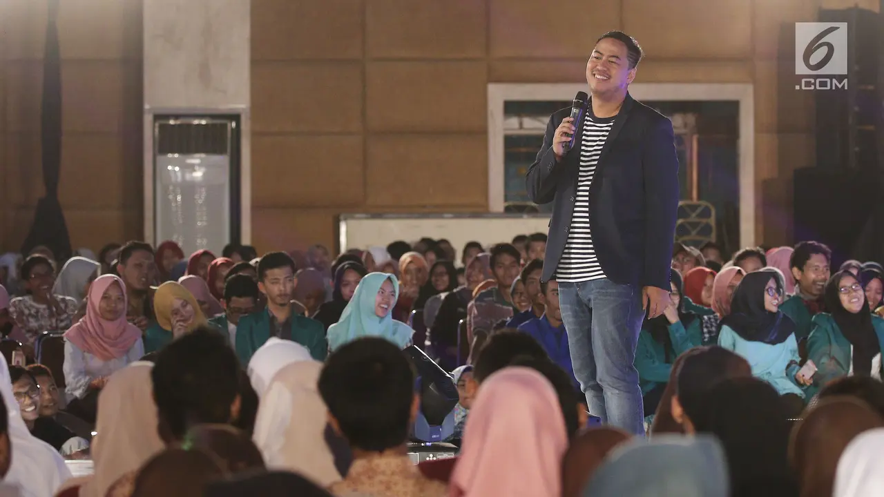 Tertohok Ucapan Kawan, Pandji Pragiwaksono Bikin Pertunjukan Ramah Difabel - ShowBiz Liputan6.com