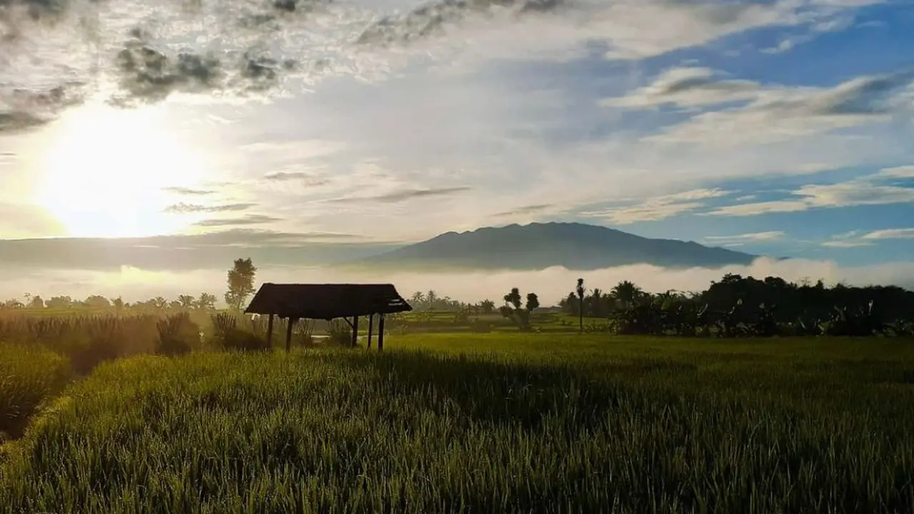 6 Fakta Menarik Gunung Cakrabuana yang Dikramatkan, Saksi Bisu ...