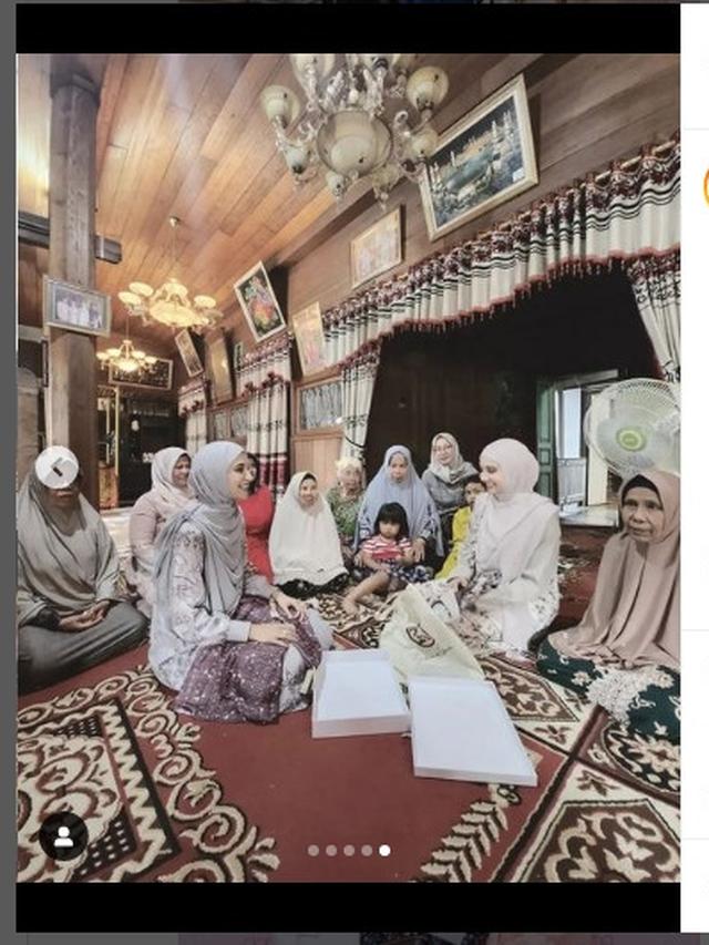 5 Potret Shireen dan Zaskia Sungkar Pulang Kampung ke Solok, Kenang ...