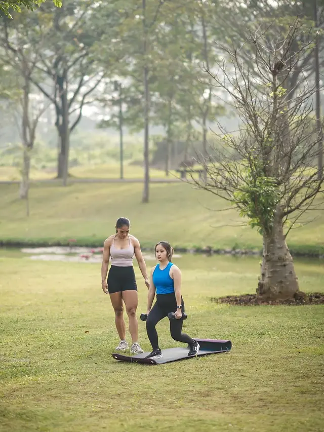 7 Potret Gritte Agatha Nge-Gym di Tempat Outdoor Saat Hamil, Segera ...