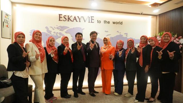 Usung Tema Nusantara, Eskayvie Indonesia Resmi Berkantor di South Quarter - ShowBiz Liputan6.com