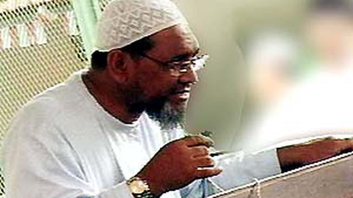 Gito Rollies Mempersiapkan Diri untuk Mati - ShowBiz Liputan6.com