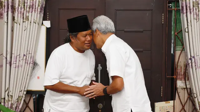 Kisah Gus Muwafiq Berjalan di Laut Ambil Air Syekh Abdul Qadir Al ...