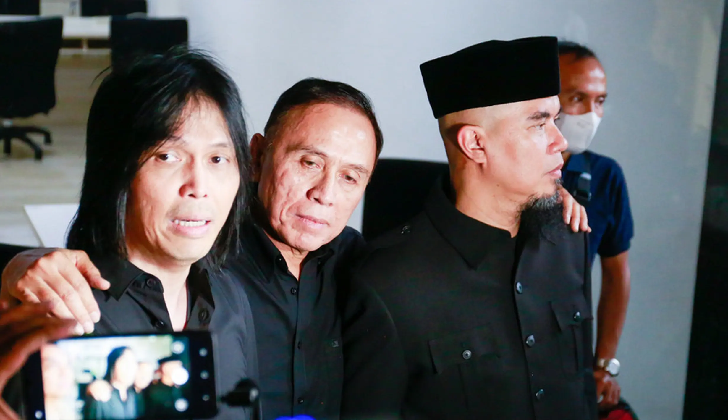 Sempat Ramai, Berikut Potret Pertemuan Ahmad Dhani dan Once - Photo ...