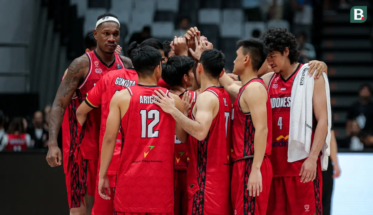 Foto: Meski Kalah, Lester Prosper Berikan Penampilan Apik Bersama Timnas Basket Indonesia di ...